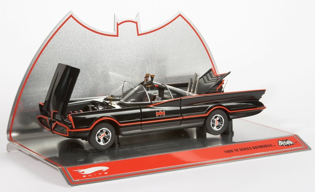 Batmobile Super Elite 1:18 Scale